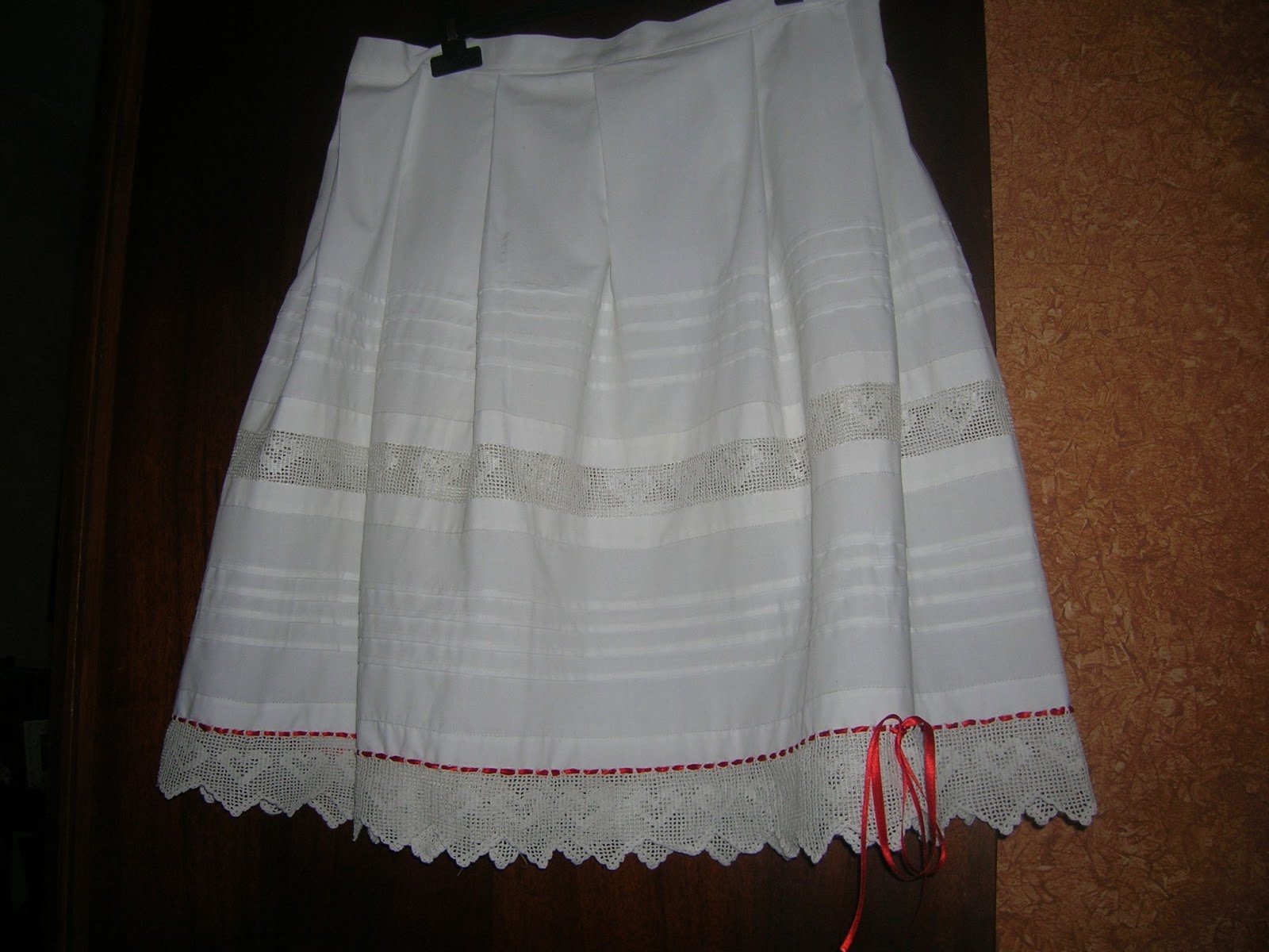 El taller del carpintero: Enaguas de antaño