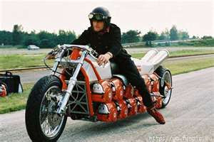 LO PIENSO, LO LEO, LO DIGO...: Motos raras - Colección de fotos