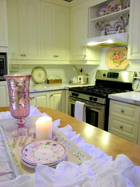 Maison Decor: Romancing the Kitchen