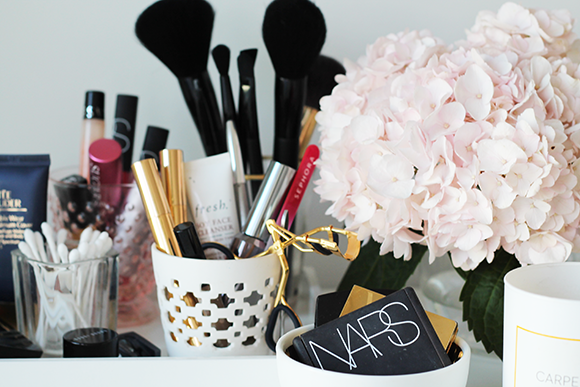 Life file: 10 Makeup Essentials Every Woman Should Own – Gaby Burger