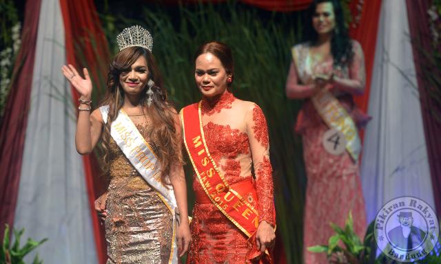 Qie Nabh Tappii dari DKI Jakarta terpilih sebagai Miss Waria Indonesia ...
