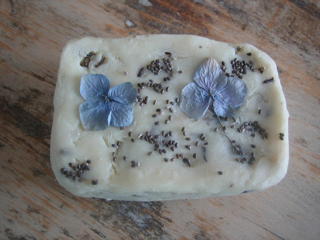 ZA MĚSTEM U LESA: Homemade soap