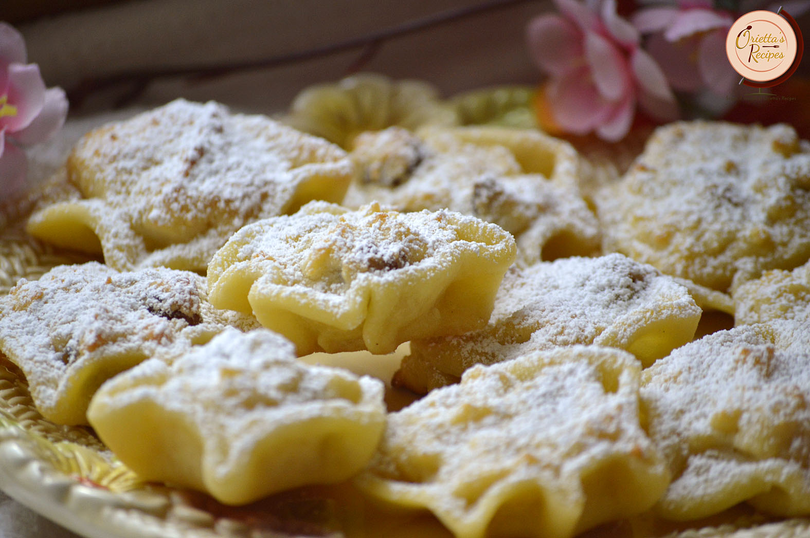 Orietta's Recipes: Pardulas dolcetti alla ricotta sardi