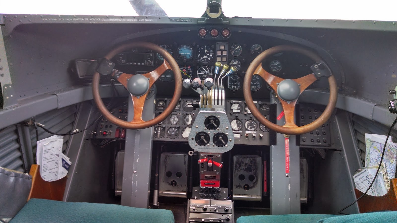 BlueDayLabs: Flying in a genuine 1929 Ford Tri-Motor