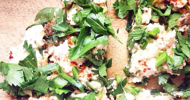 Twaróg (Polish farmer's cheese) & celery leaf frittata