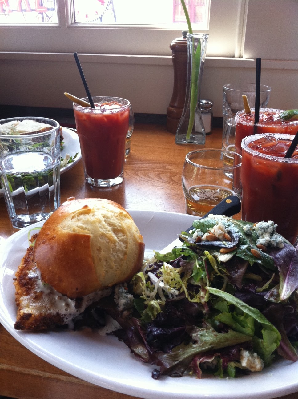 Gruve Mom Times: Girls' Weekend in Seattle