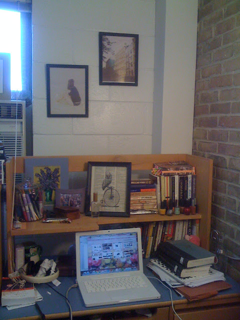 27 Passions: How to Recreate an Ugly Dorm Room