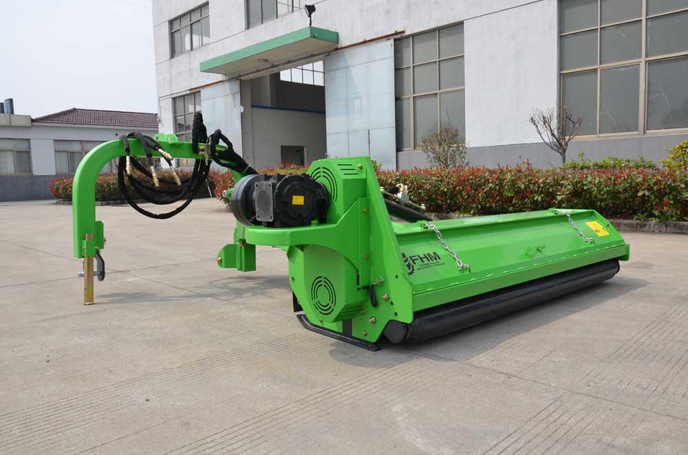 FarmerHelper: Heavy verge Ditch Bank flail mower AGF PRO