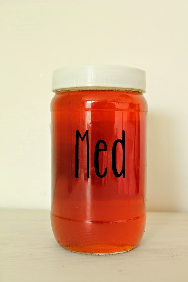 Maje Zmaje: DIY: Pumpica za med