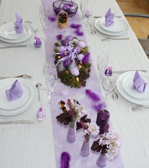 Je décore ma table: Table de Pâques mauve;