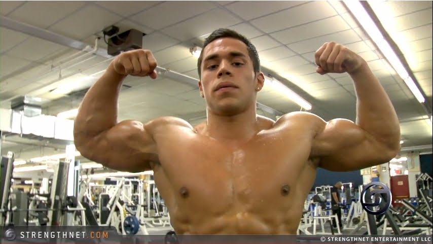 RIPPED BODY MUSCLE GUYS: Body Builders 20's 30's & Teen: RIPPED MUSCLE ...