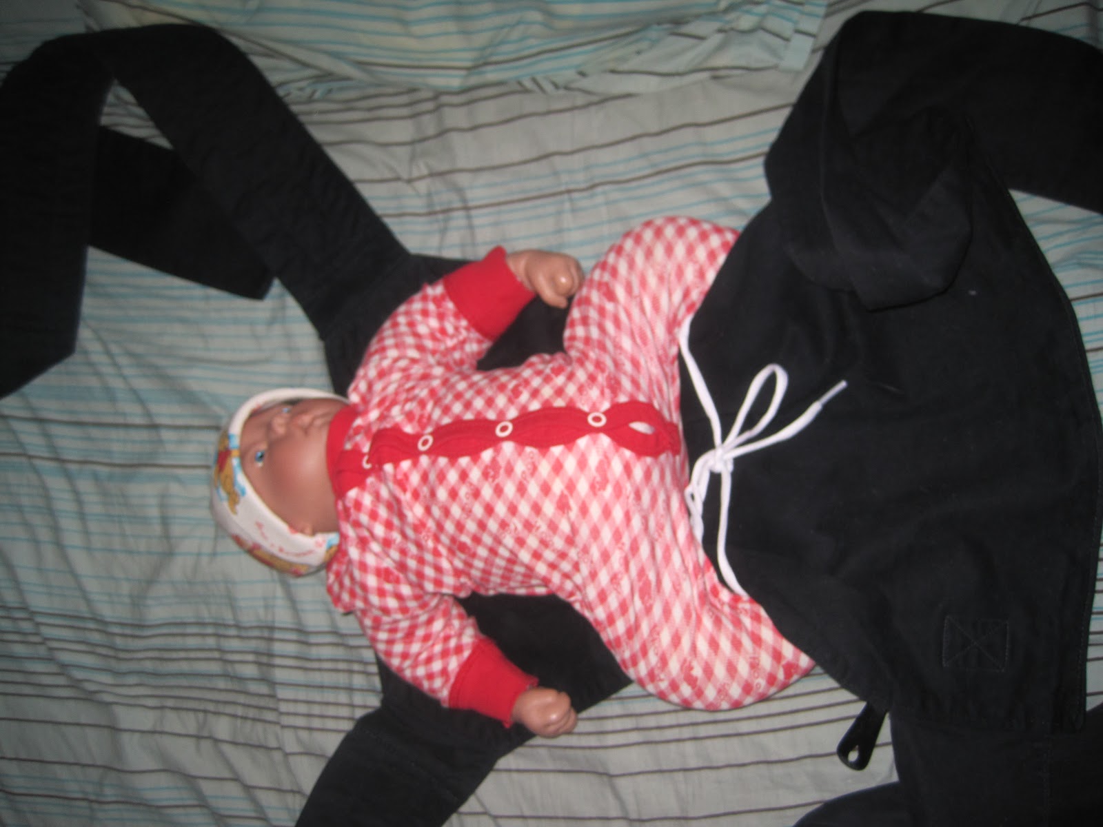 NannyViews: Using a Mei Tai with a Small Baby