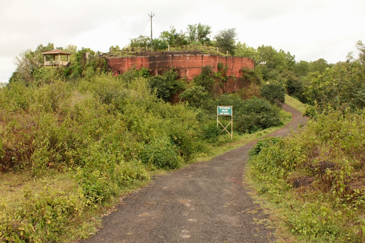 Journeys across Karnataka: Fort Samangad ~ Prasiddhagad