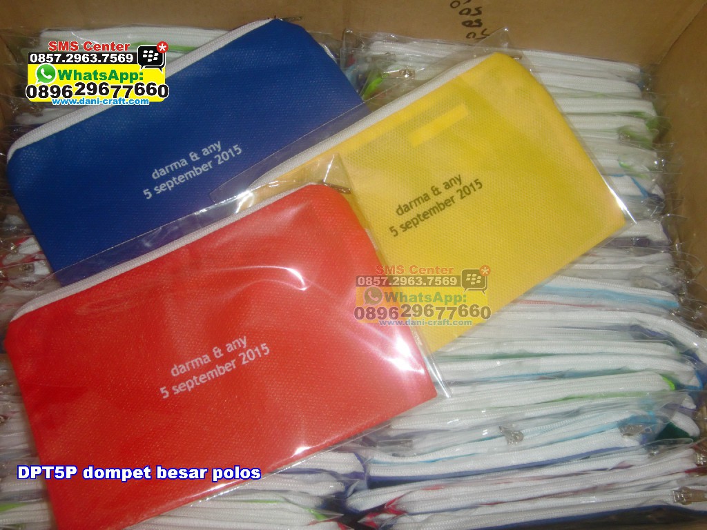Souvenir Dompet kain Furing / Spunbond | Souvenir Pernikahan