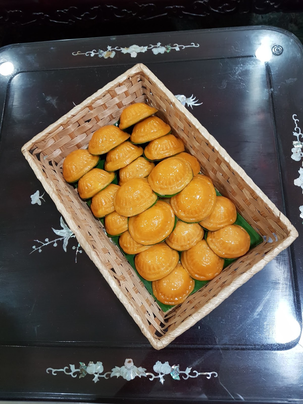 AL's Kitchen: Orange Sweet Potato Angkoo Kuih with Mung Bean Paste Fillings