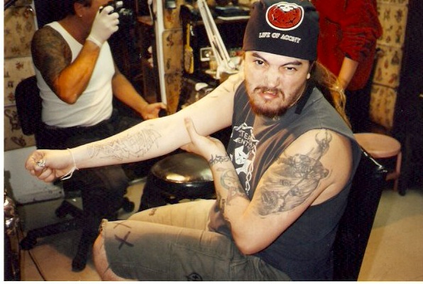 Growing Up Green : GETTING TRIBAL TATTS....JONATHAN SHAW STYLE