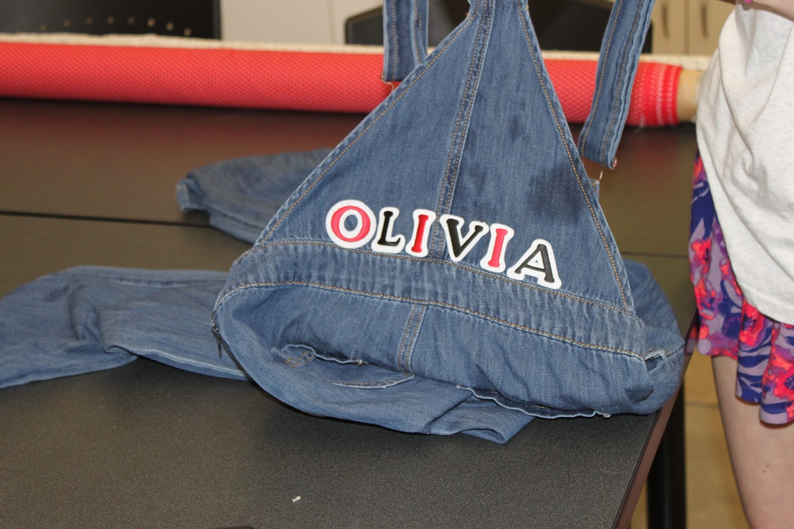 Crafty Texas Girls: DIY Spirit Overalls
