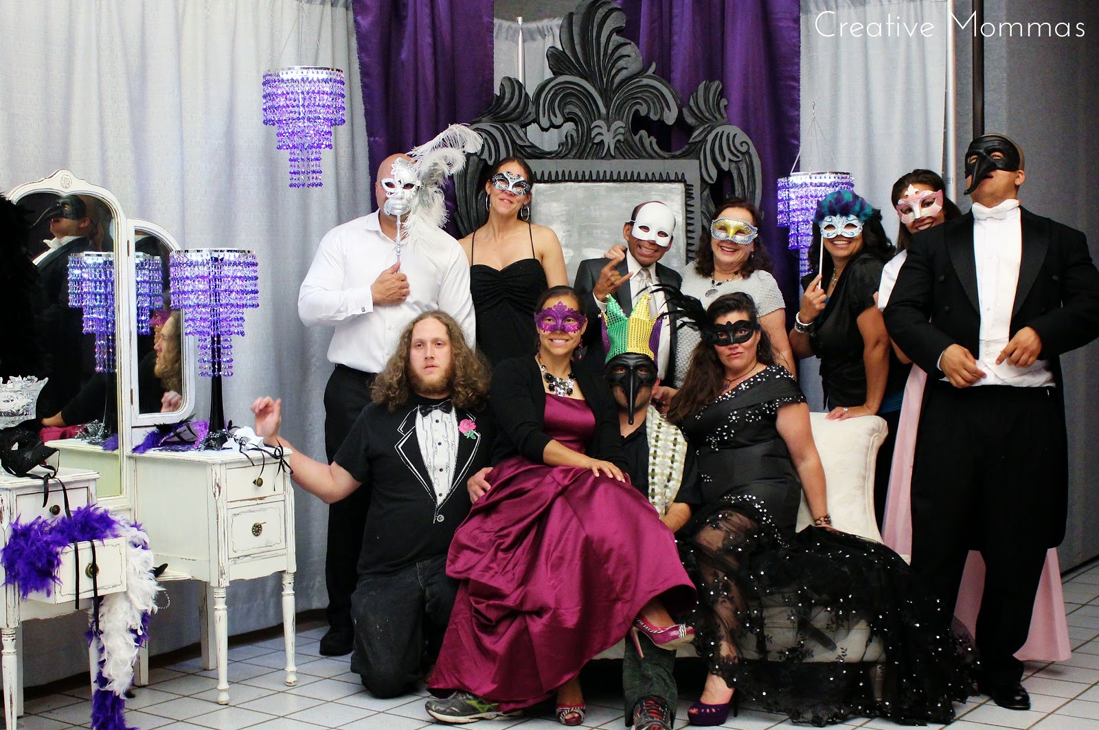 Creative Mommas: Masquerade Party