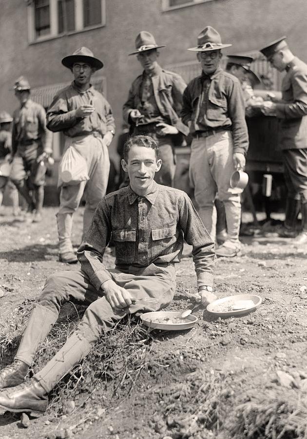 Four Bees: WW1 & WW2 US Mess Silverware, Canteen, and Mess Kit Bag ...