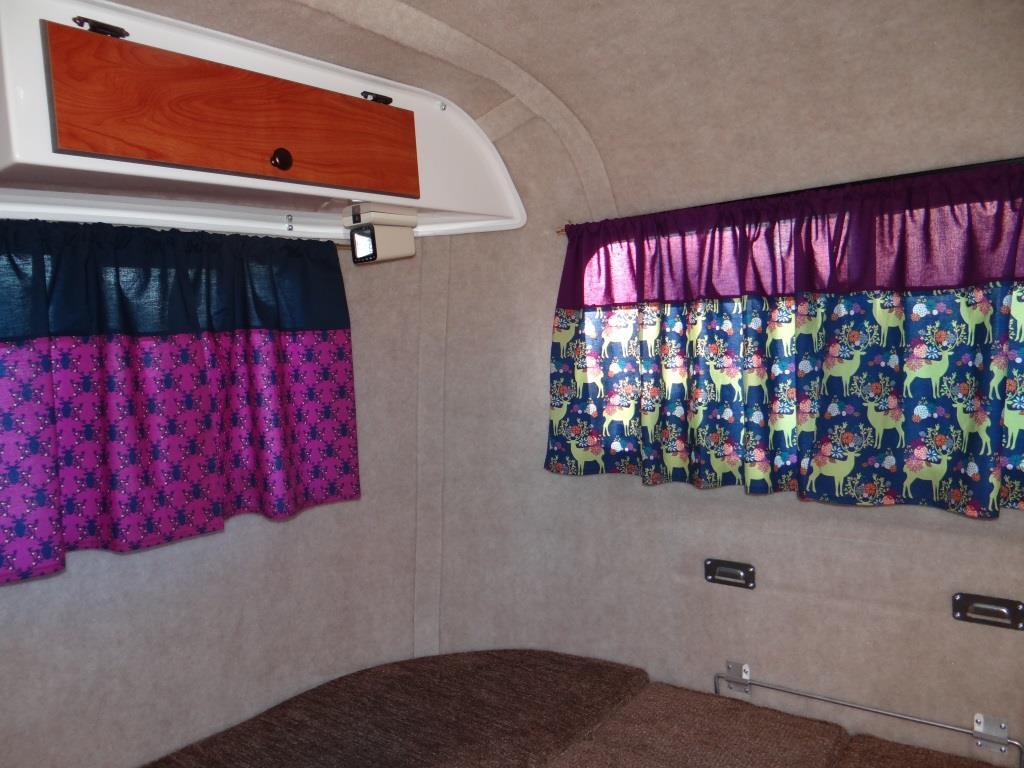 Oh the Hubanity: Scamp Curtains