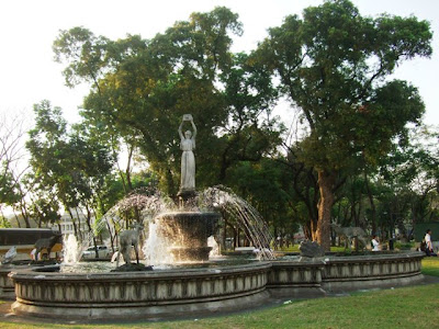 Living and Loving Art: Alumna revisits University of Santo Tomas during ...