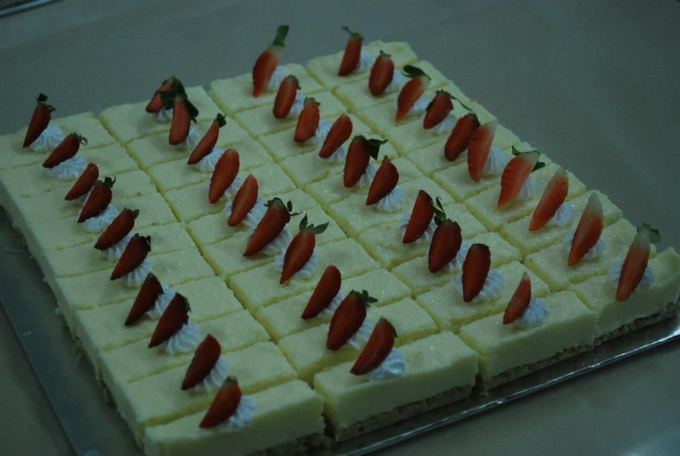 Cookies,French Pastries & Continental Cakes: White Chocolate Cheese ...