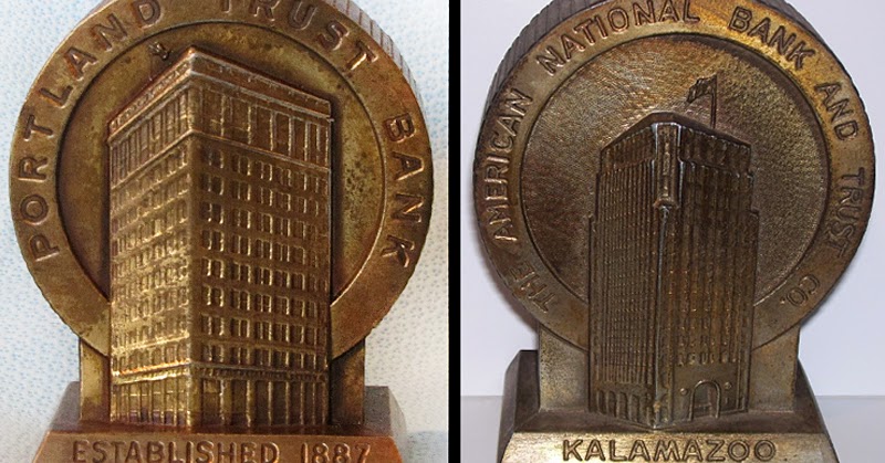 Building Collector: Disk Building Coin Banks