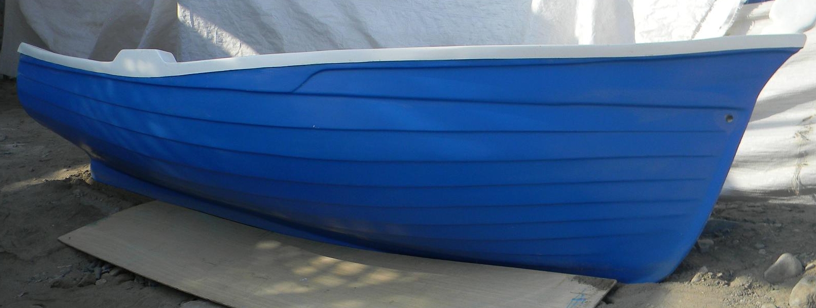 SERVICIOS NAUTICOS: BOTES DE FIBRA DE VIDRIO desde 3,60 hasta 4,30 ...