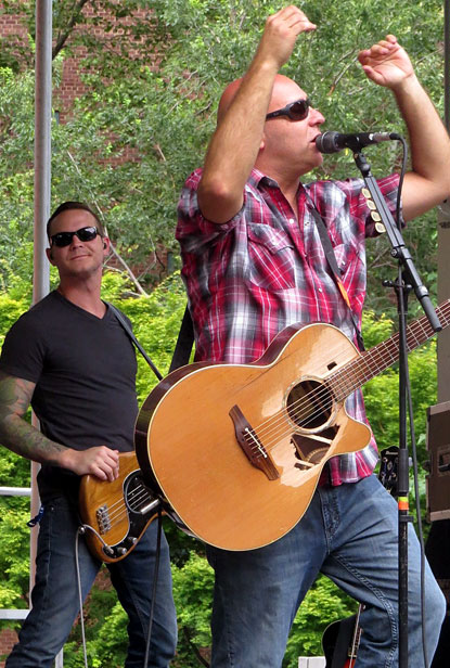 Concert Log: Sister Hazel / Tonic / Valerie Reaper - Stuyvesant Town ...