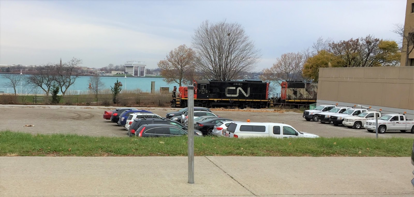 THE BEACHBURG SUB: Guest post: The railway spur with a little of everything