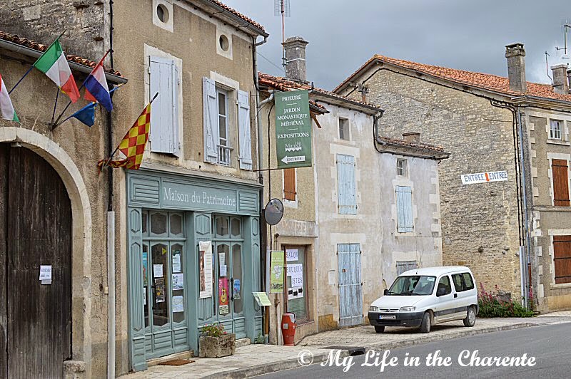 My Life in the Charente: A visit to Tusson in the Charente and four years of blogging!