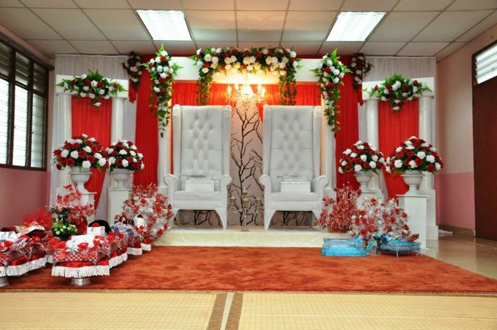 Bridal D` Ina Pengantin: Set Pelamin Tiang Bulat Enam Panel Warna Tema ...
