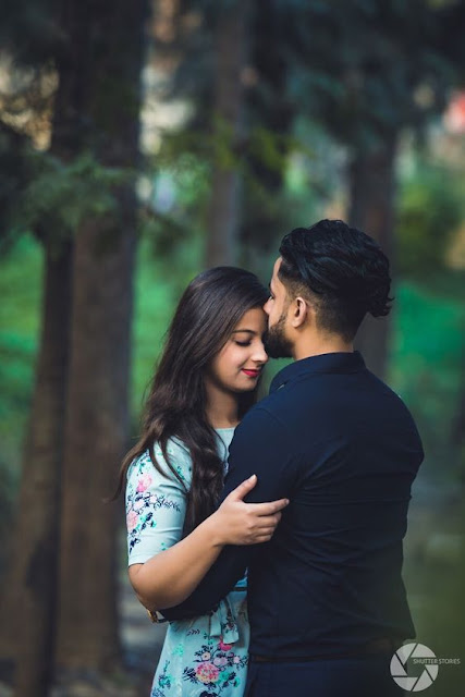 Trending Pre-Wedding Couple Poses Ideas on Pinterest 2019