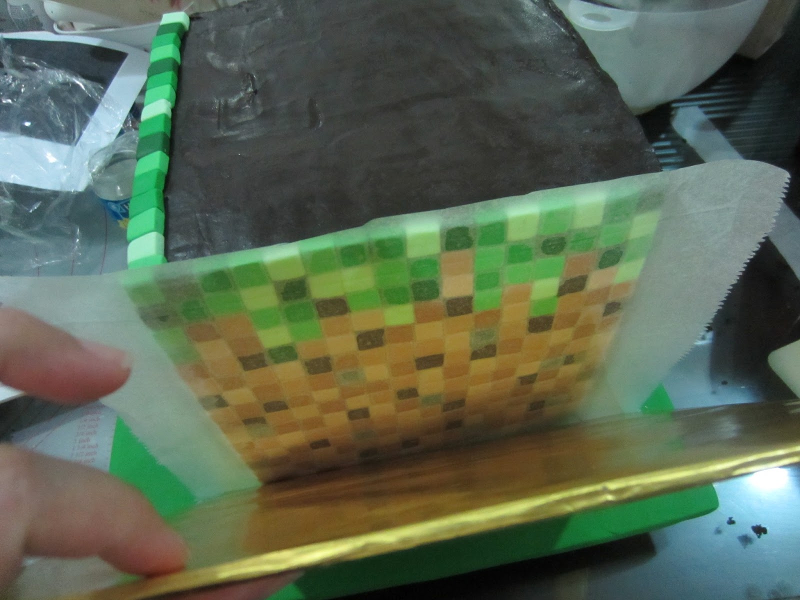 Home May'de Cakes: The Making: Minecraft Cake
