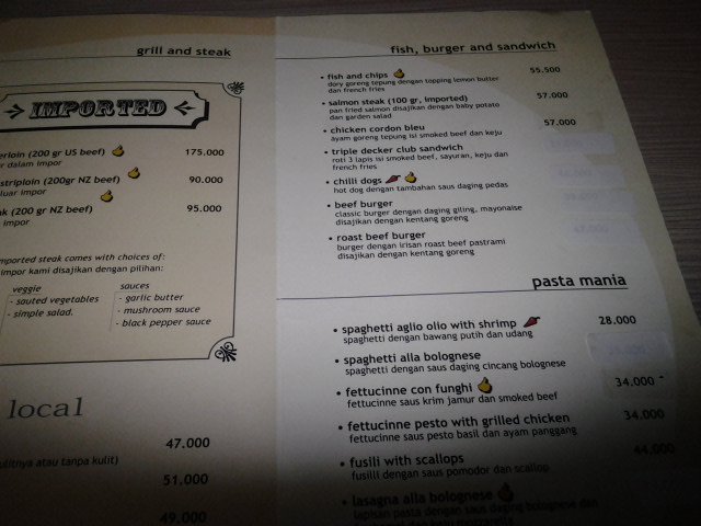 Center Stage - Resto & Music