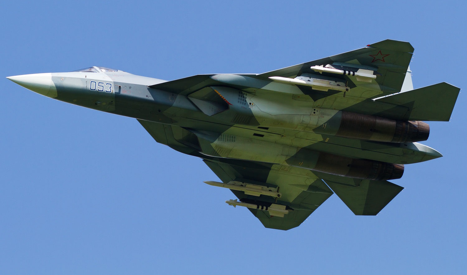 Full Frame: Sukhoi PAK-FA : Ivan's Badass Stealth Fighter