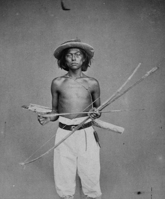 The Chubachus Library of Photographic History: Portrait of an Apache ...