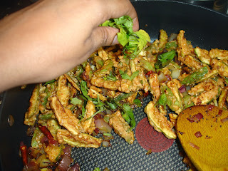 VineelaSiva: Potals Pakodi Curry