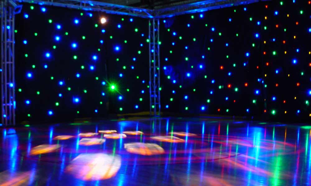 Sundowner Pool Party | Indiaeve.com