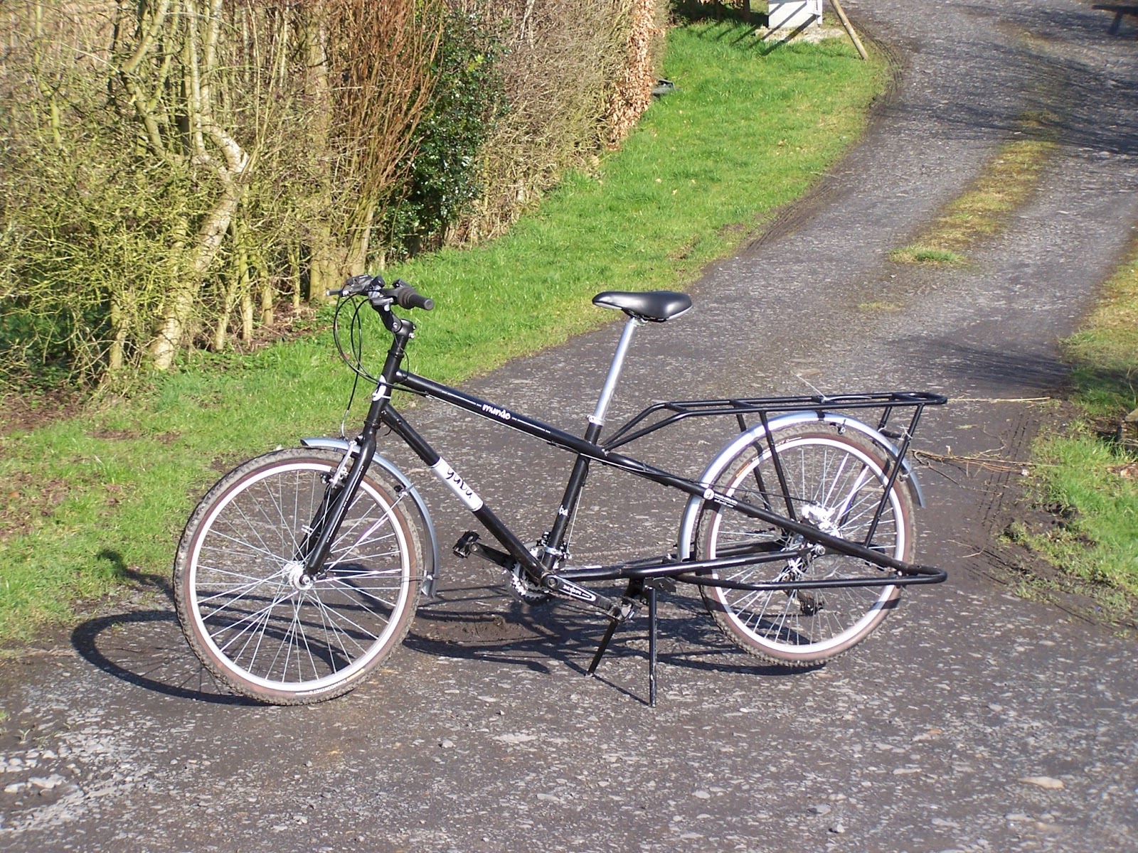 The Backwoodsman: Yuba Mundo Cargo Bike Build Part Two