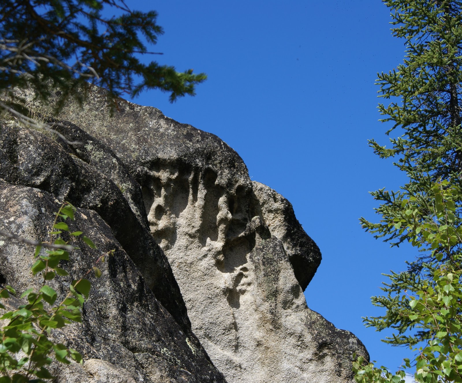 Hike up the Angel Rocks Trail
