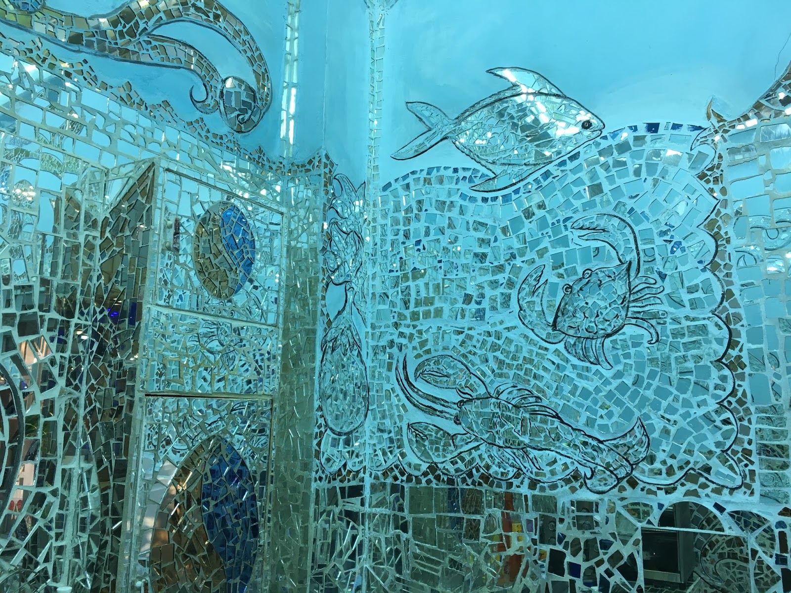 Miniz Diary: Trip to Mirror House, Kuwait