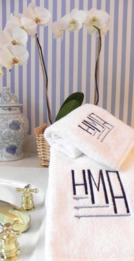 Eye For Design: Monograms.......Decorate Your Interiors With Them