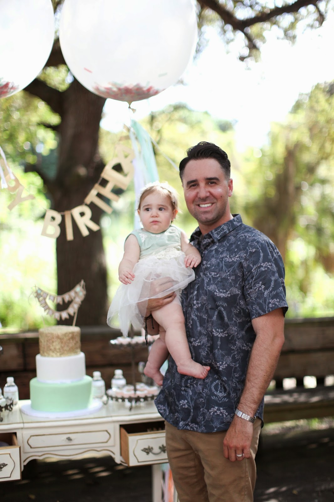 xx by G: G turns ONE