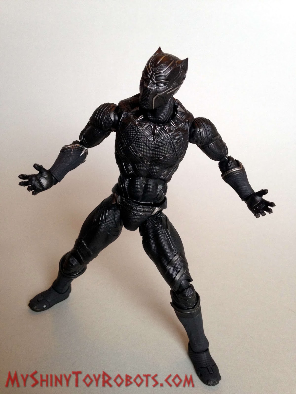 My Shiny Toy Robots: Toybox REVIEW: S.H. Figuarts Black Panther