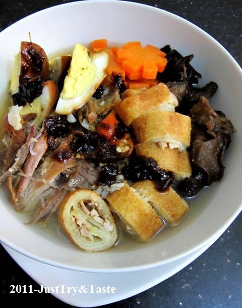 Resep Timlo Solo dengan Telur Masak Kecap, Sosis Solo, Wortel dan Jamur ...