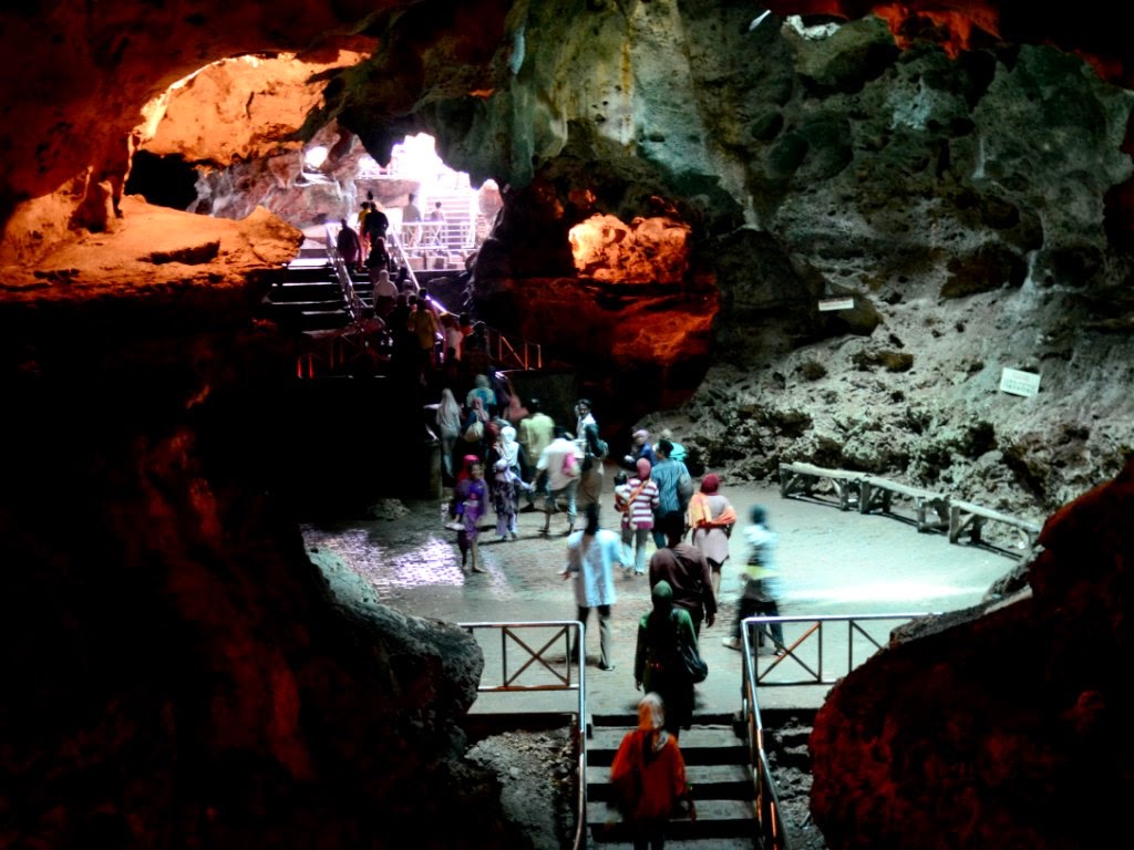 4 Tempat Wisata di Tuban Yang Bisa Anda Kunjungi | WisataChan