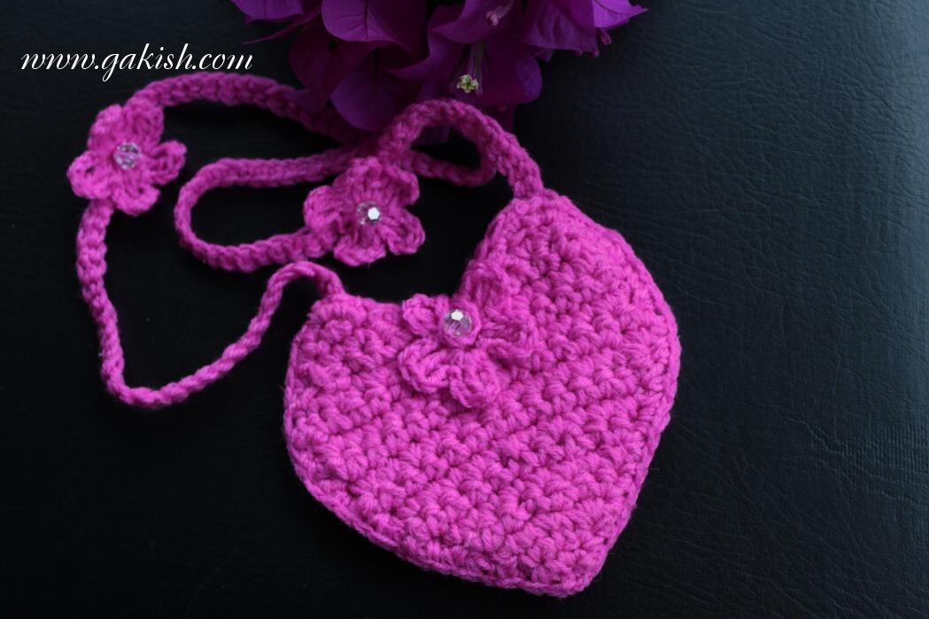 Всё для детей: Вязаная сумочка для девочек