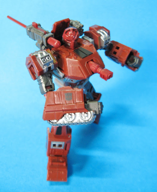 Transformers : Generations Autobot WARPATH變形金剛世代系列豪華級戰軌