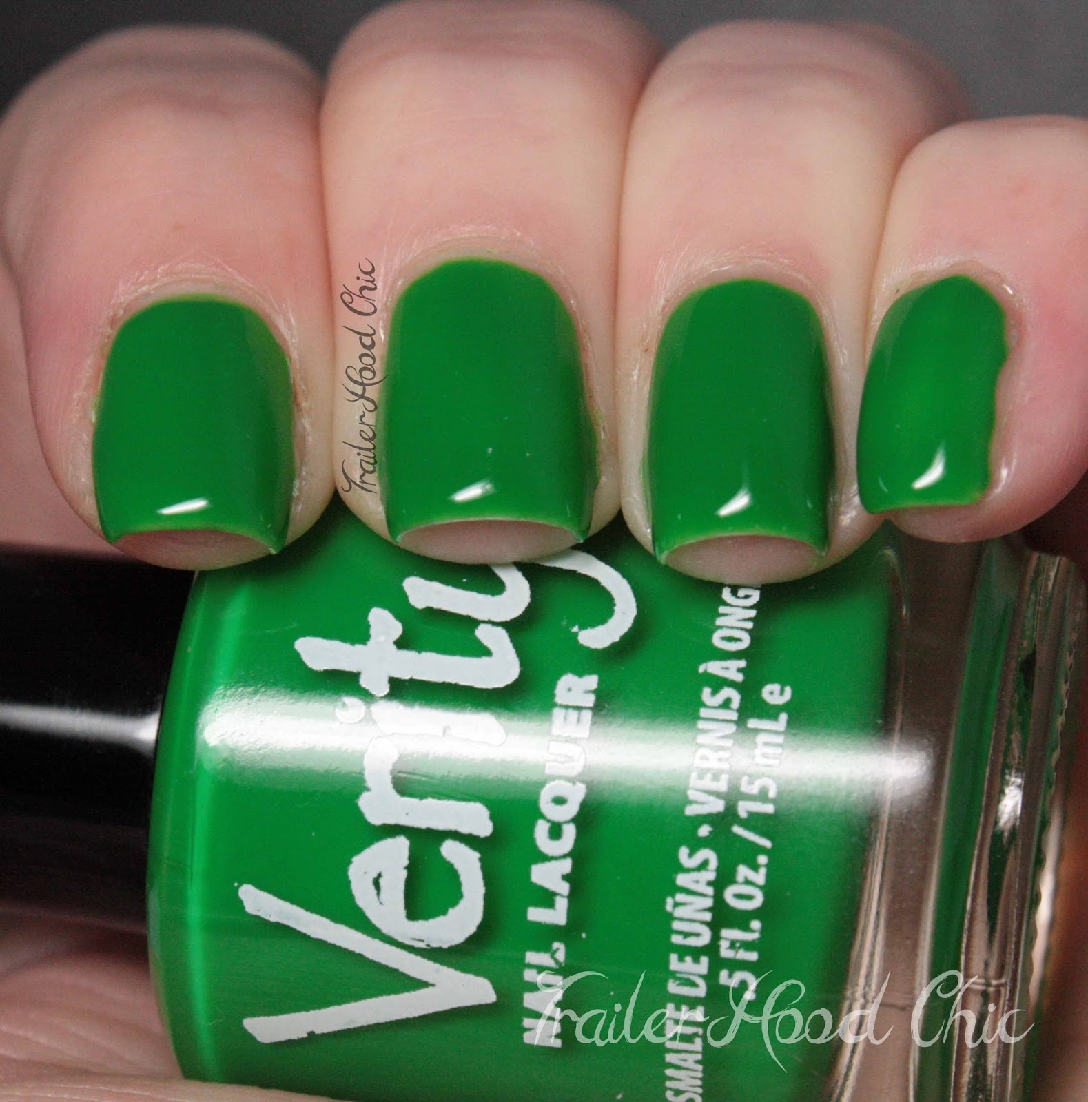 TrailerHood Chic: Verity - Bright Green